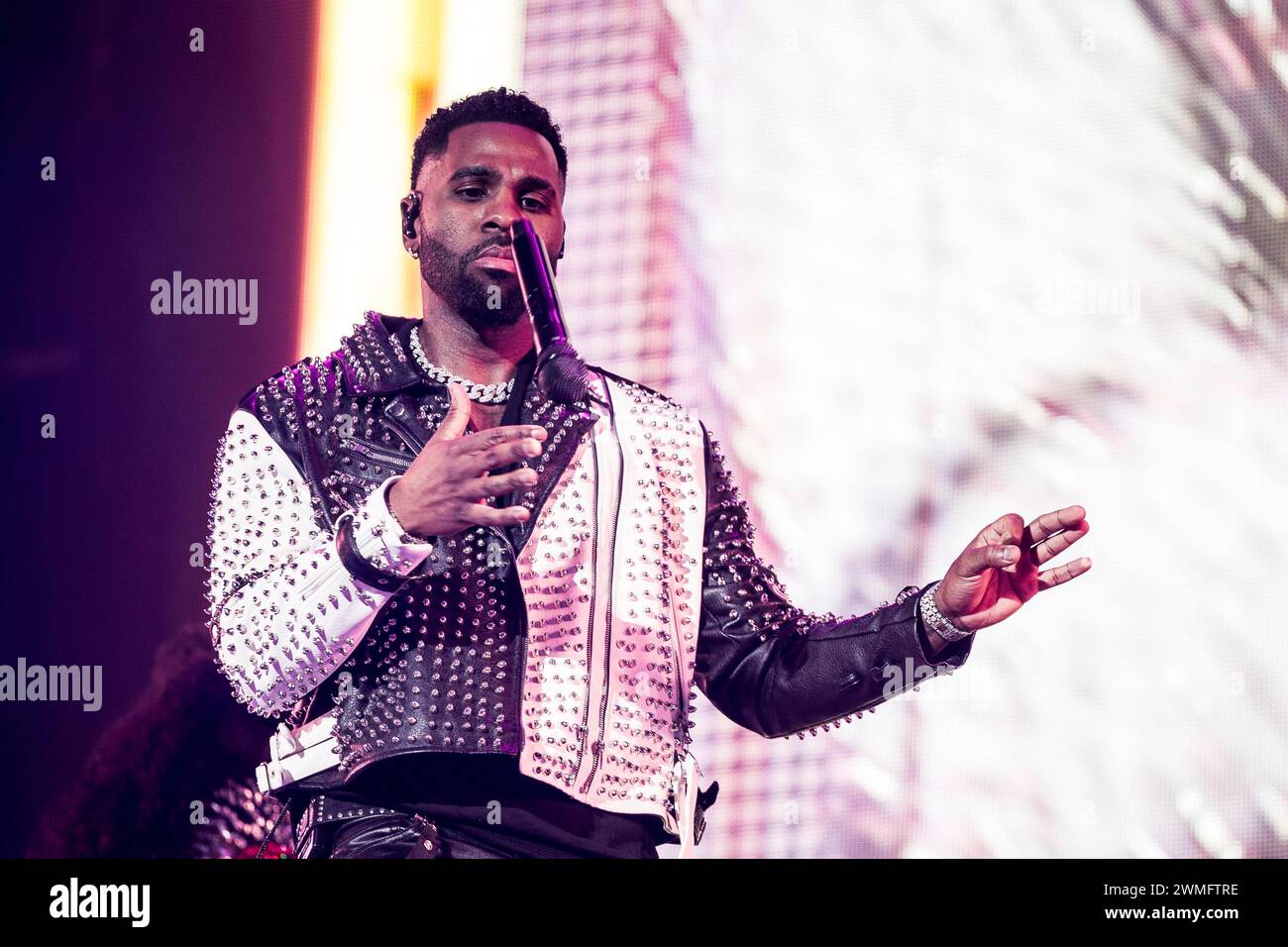 Jason derulo live 2024 hi-res stock photography and images - Alamy
