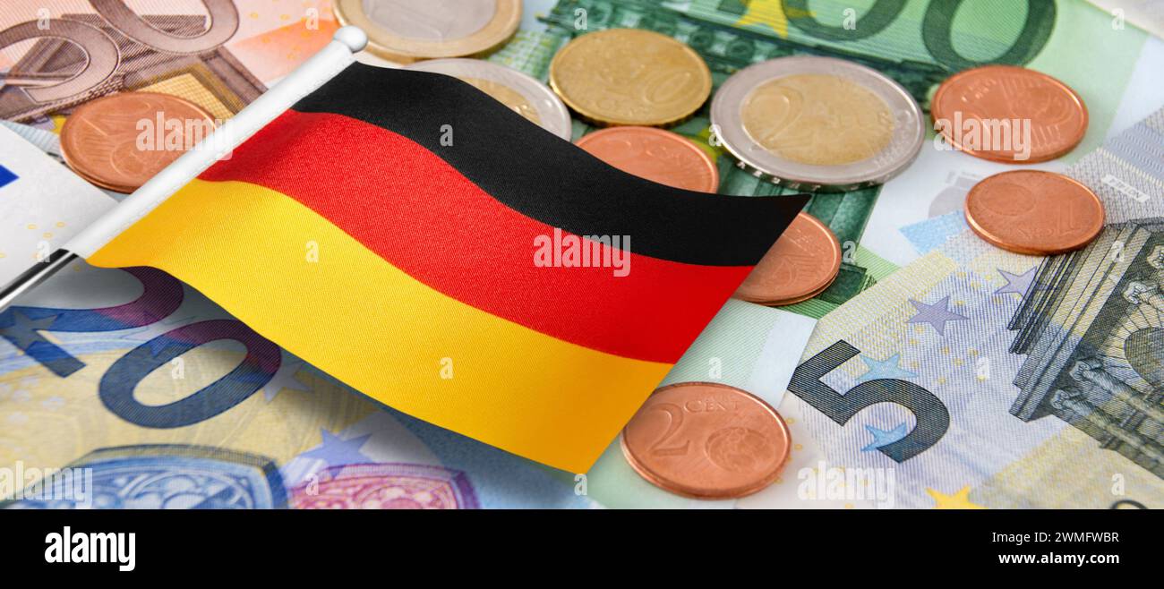 German flag with banknotes hi-res stock photography and images - Alamy