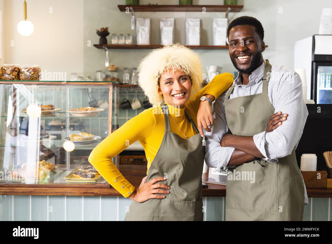 Cafe confident hi-res stock photography and images - Alamy