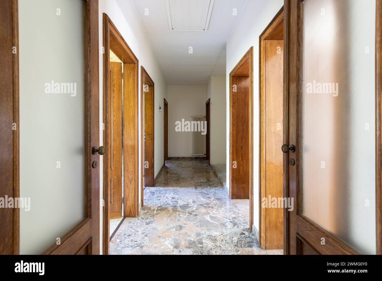 Open wooden doors hi-res stock photography and images - Alamy