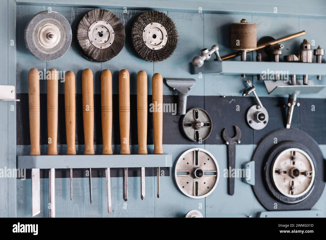 Lathe tools hi-res stock photography and images - Alamy