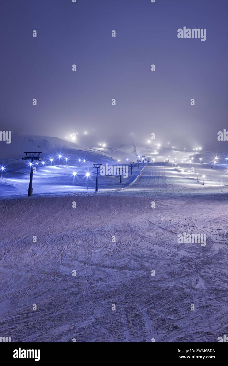 Iceland ski resort hi-res stock photography and images - Alamy
