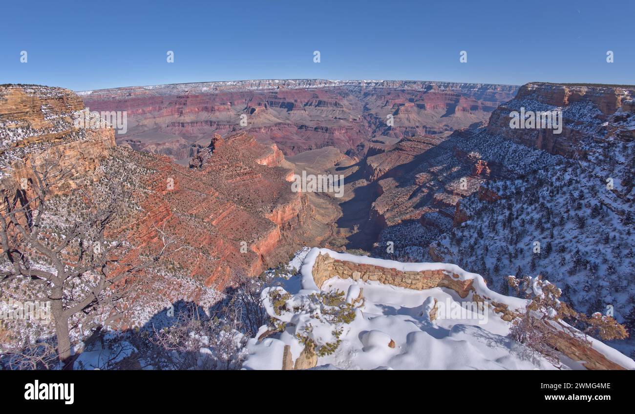 Grand canyon historic lookout hi-res stock photography and images - Alamy