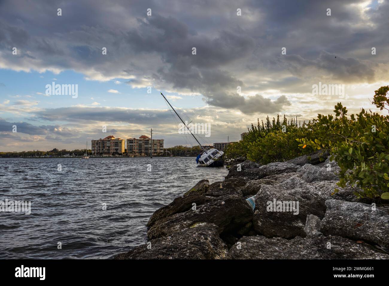 Sunken village hi-res stock photography and images - Alamy