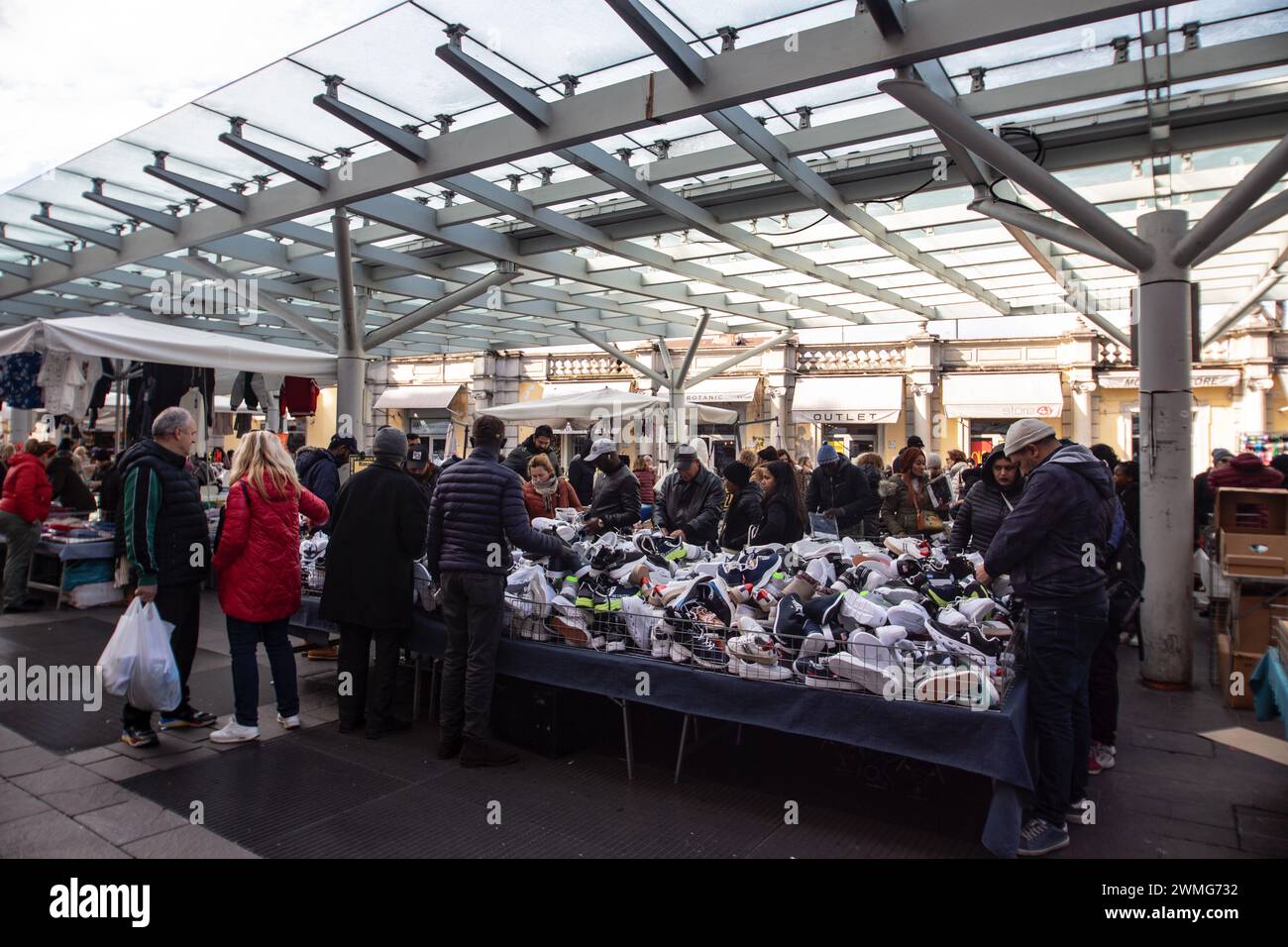 Ghiaia ghiaia hi-res stock photography and images - Alamy