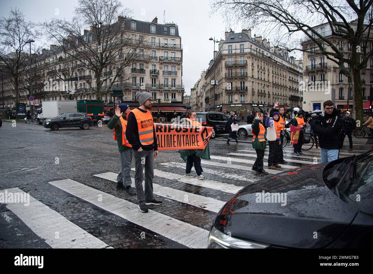 Paris, France. 26th Feb, 2024. Activists of environmental group ...
