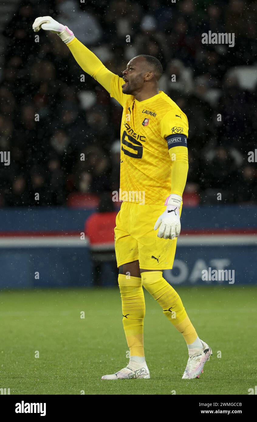 Rennes goalkeeper Steve Mandanda during the French championship Ligue 1 ...