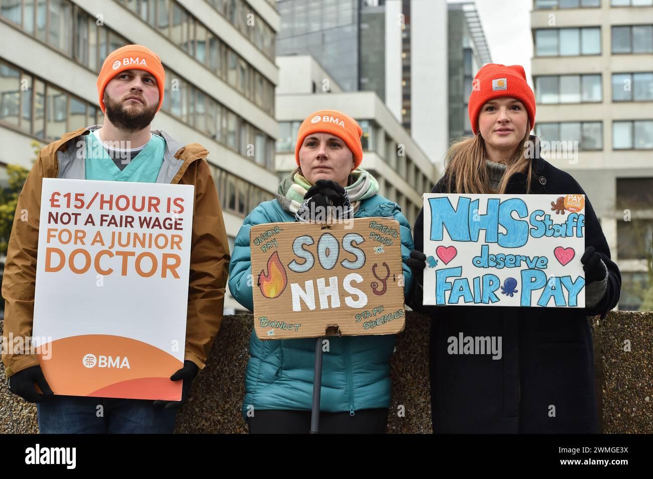 Slogans picket hi-res stock photography and images - Alamy