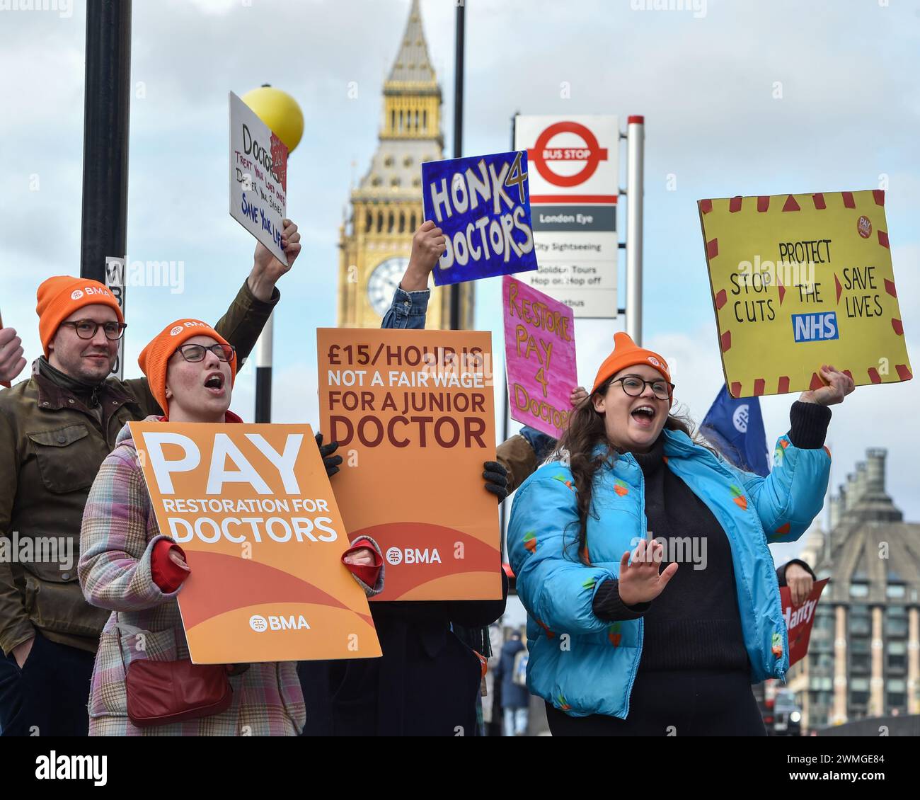 Slogans picket hi-res stock photography and images - Alamy