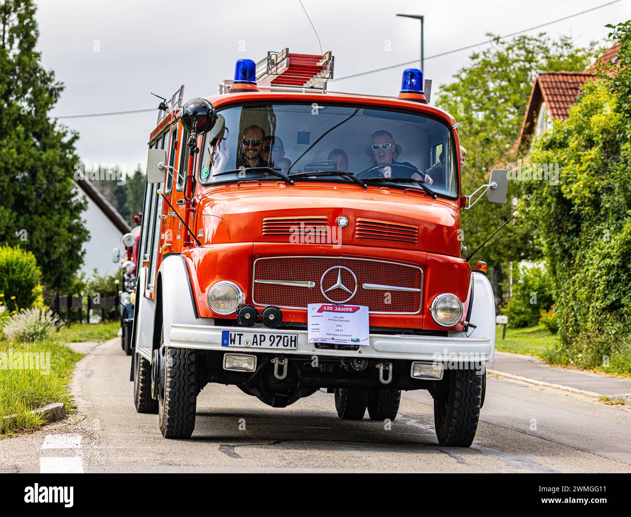 Mercedes benz sw 2000 hi-res stock photography and images - Alamy