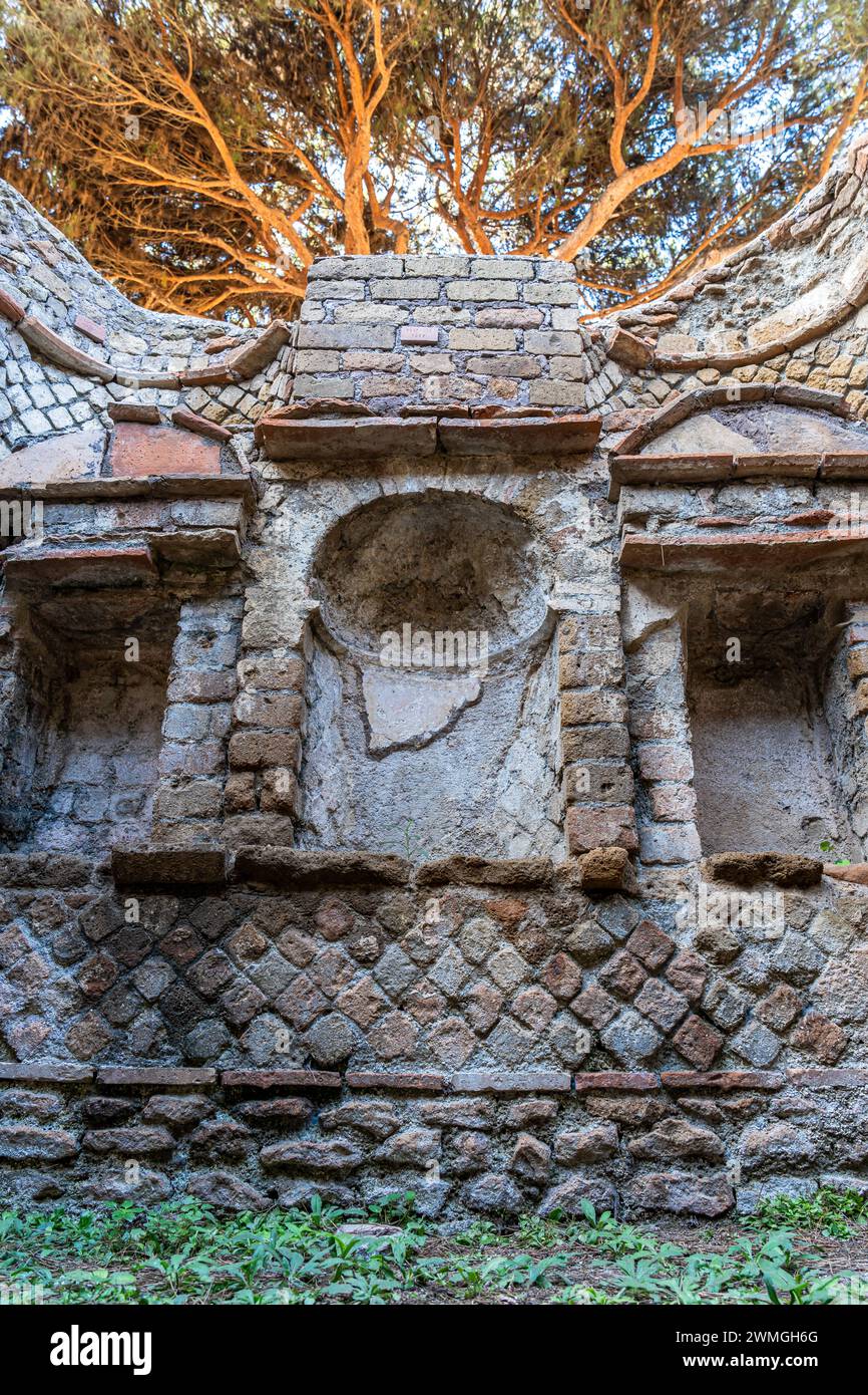 Ancient roman stone wall texture hi-res stock photography and images ...