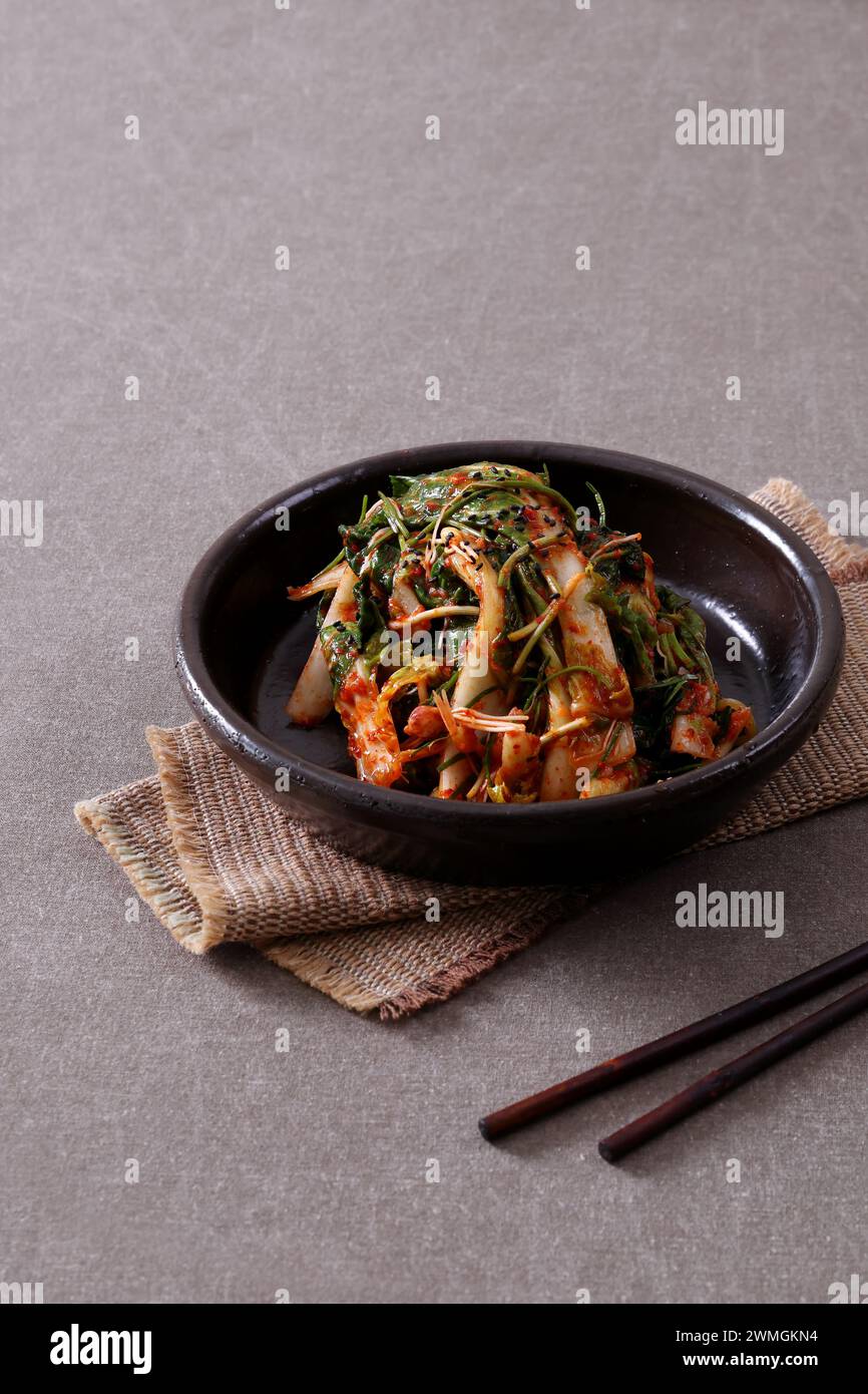 Korean traditional jar hi-res stock photography and images - Alamy