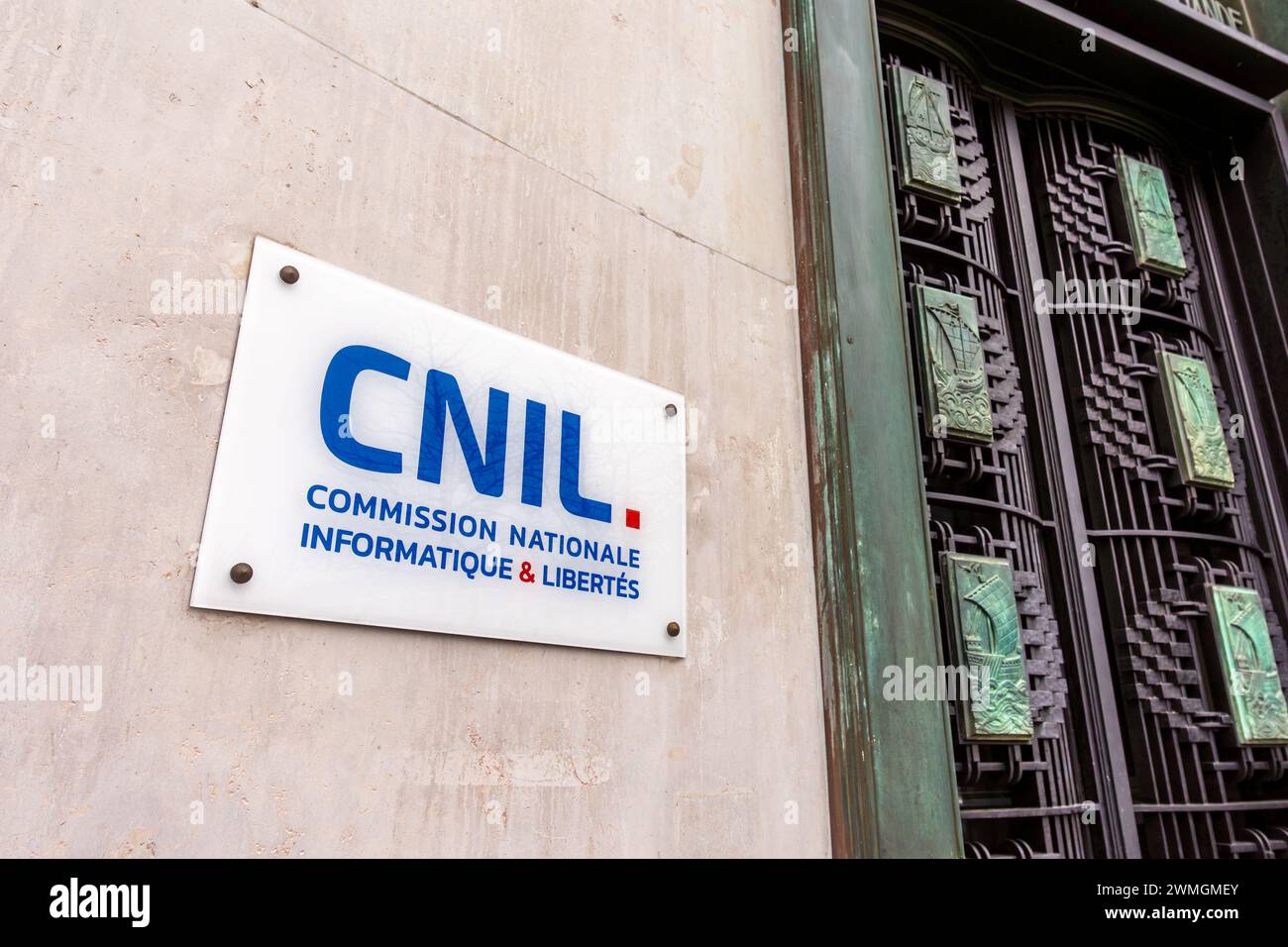 Sign of the Commission Nationale Informatique et Libertés (CNIL ...
