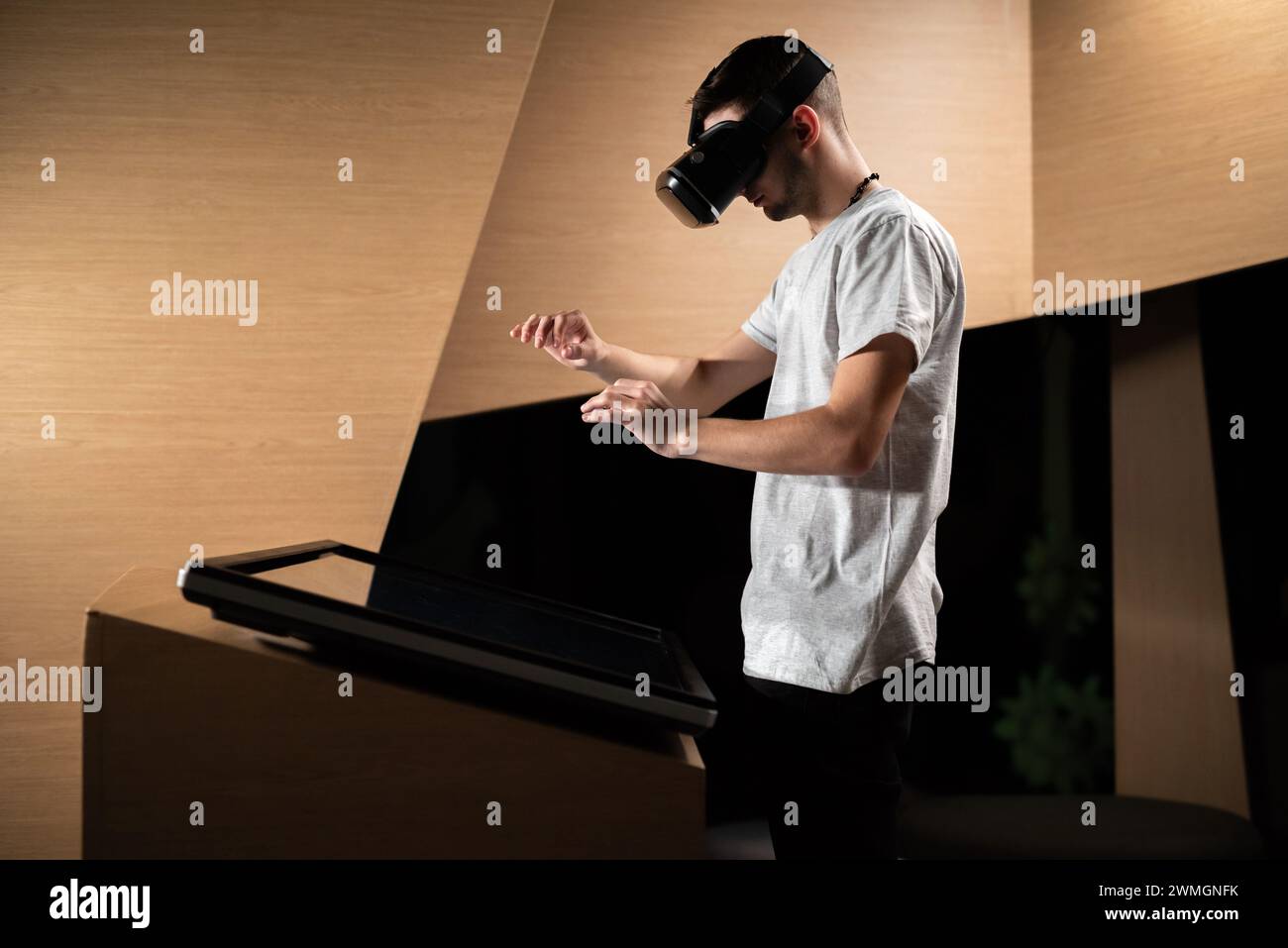 Digital movement tracking hi-res stock photography and images - Alamy