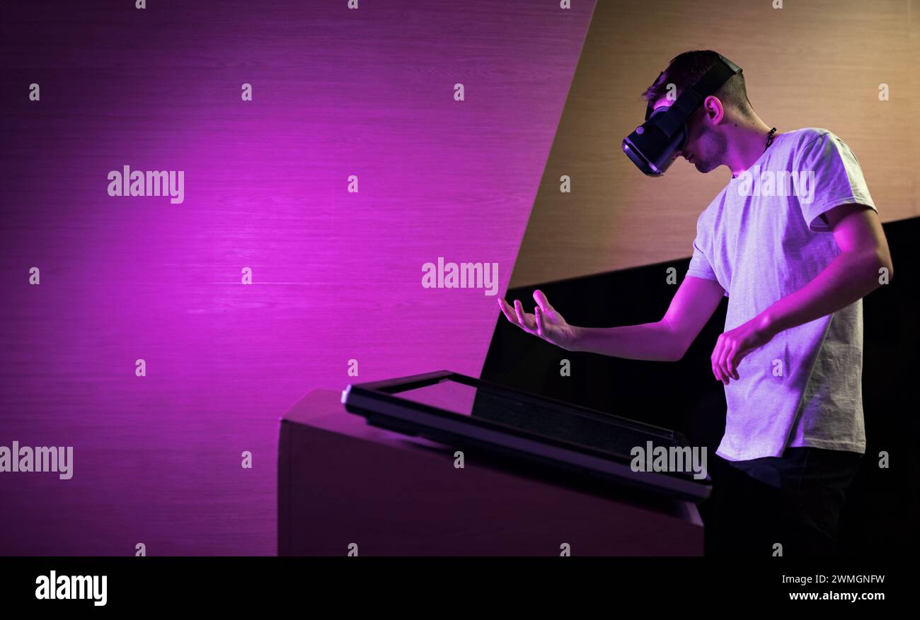 Digital movement tracking hi-res stock photography and images - Alamy