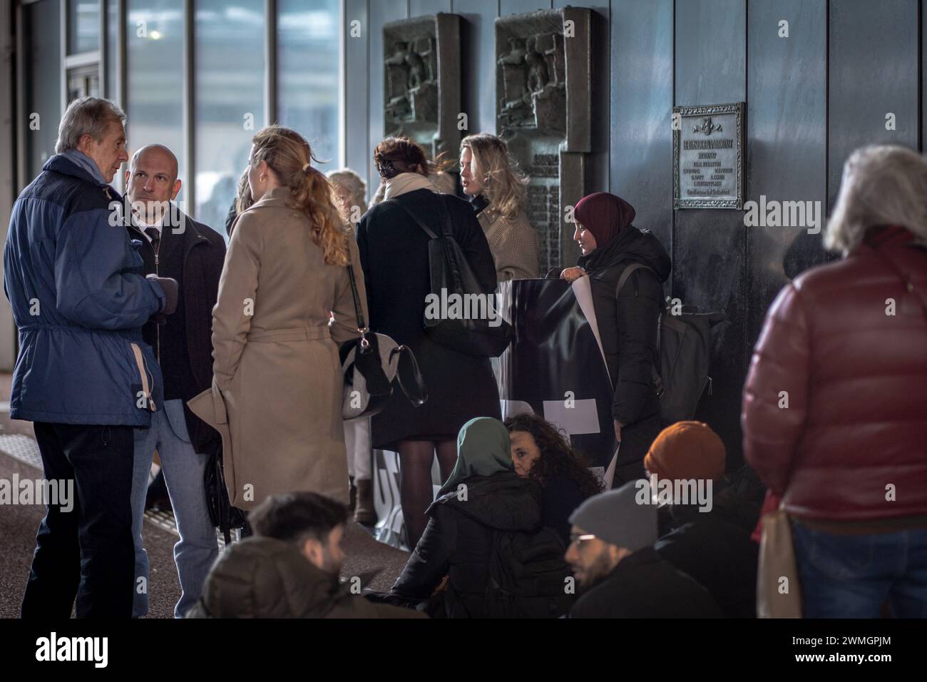 THE HAGUE - Josh Paul, former director of the American State Department ...