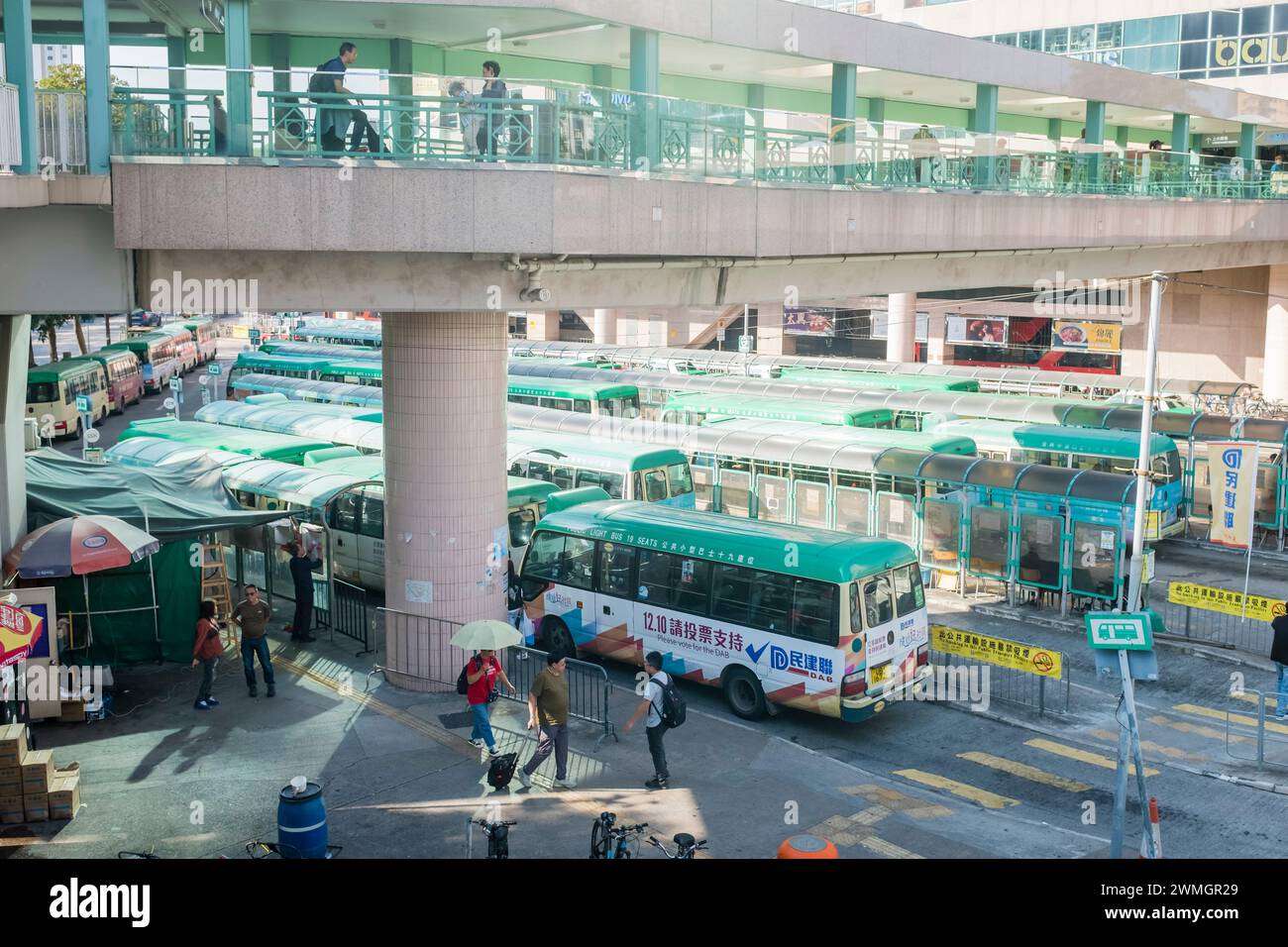 Hong kong mini bus hi-res stock photography and images - Alamy
