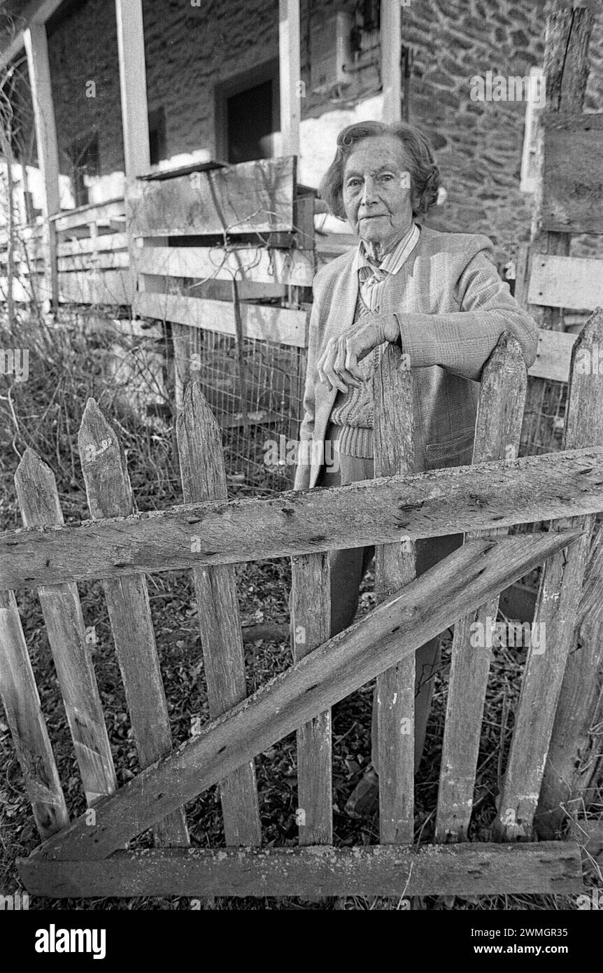 Anna hedrick hi-res stock photography and images - Alamy