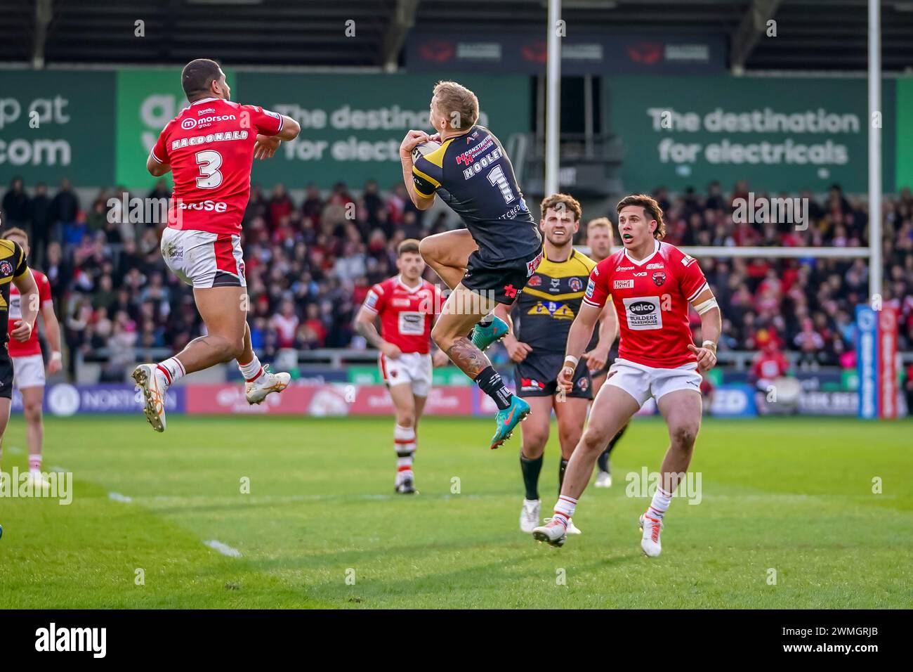 NENE MACDONALD challenging for the ball. Salford Red Devils Vs Castleford Tigers Betfred Super ...