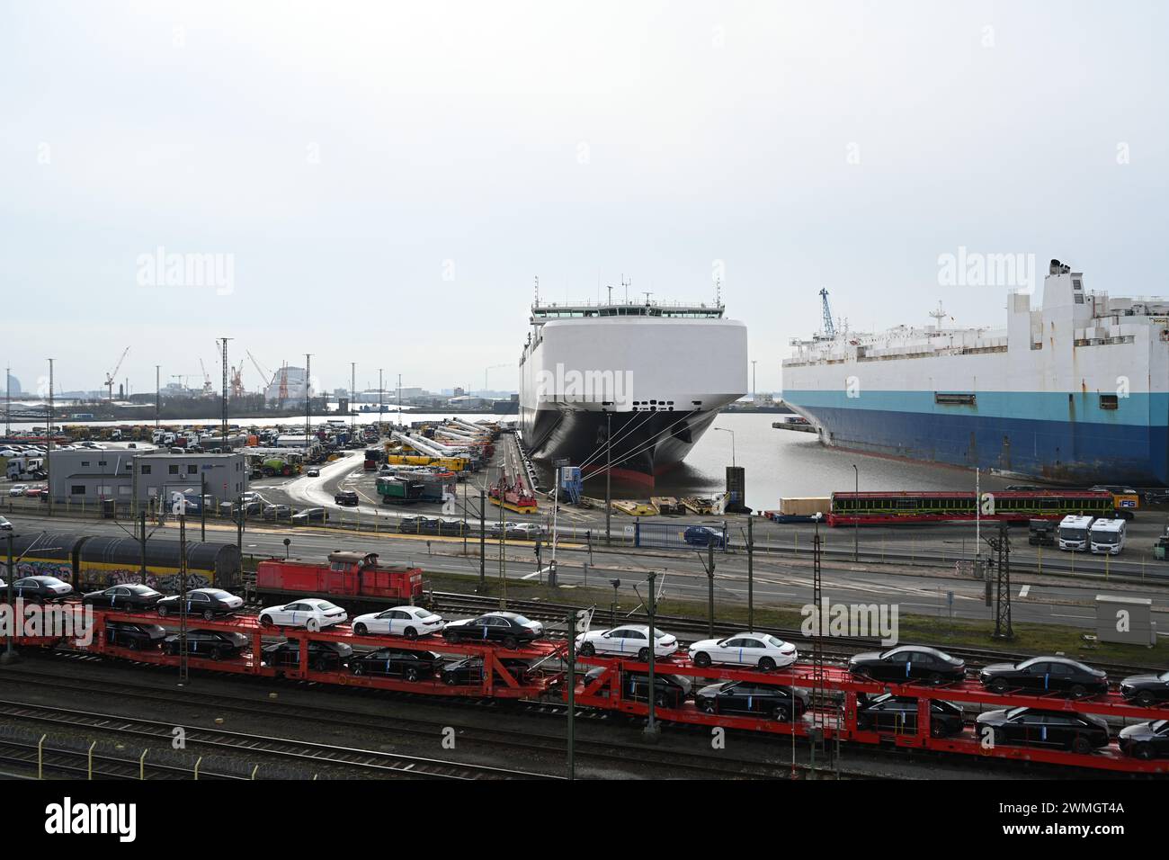 Bremerhaven, Germany. 26th Feb, 2024. The car carrier "BYD Explorer No ...