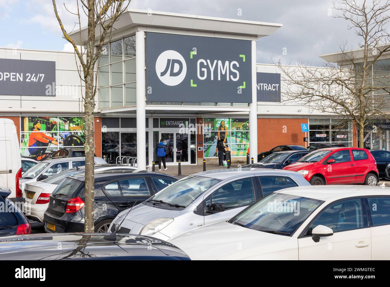 Prestige retail store hi-res stock photography and images - Alamy