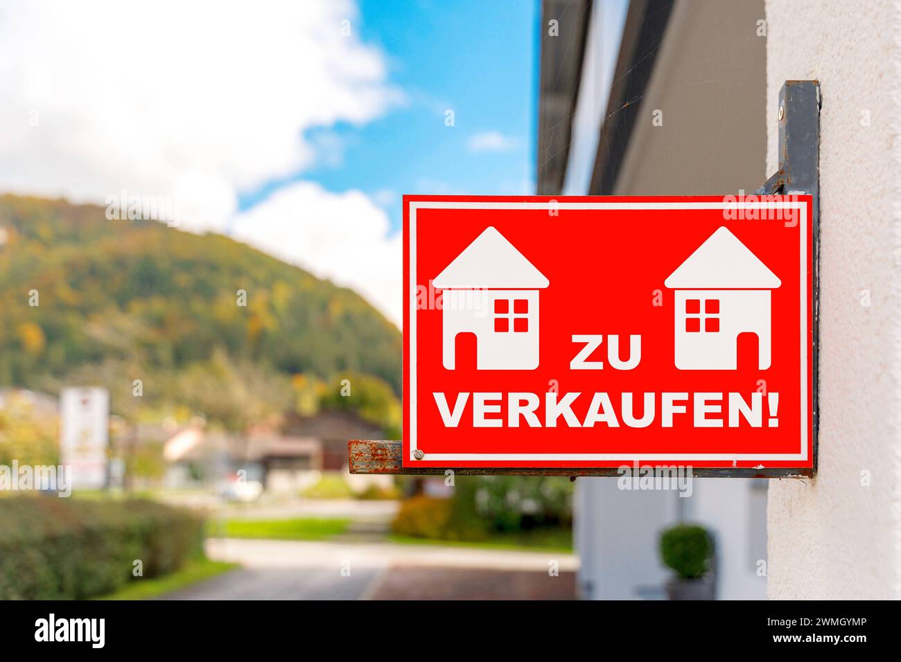 Haus zu haus suche hi-res stock photography and images - Alamy