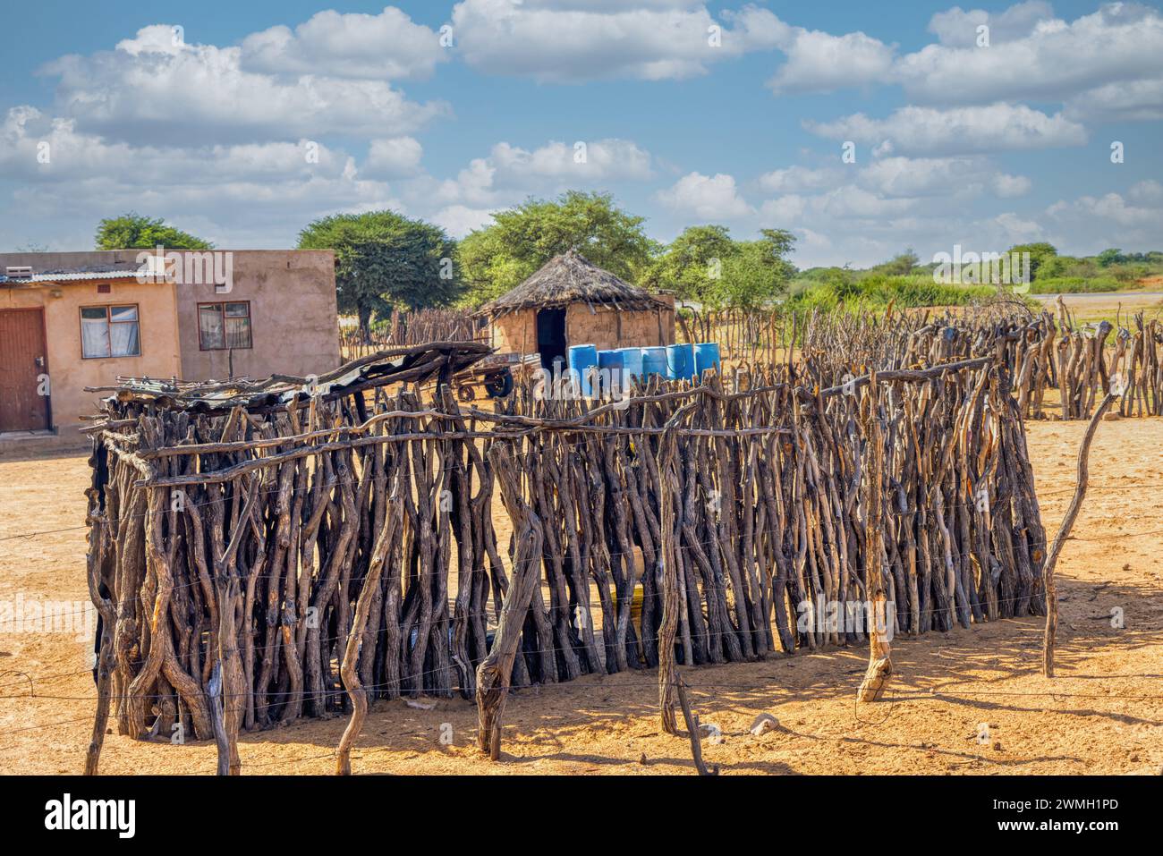 village african outdoors kitchen and hut with thatched roof Stock Photo - Alamy