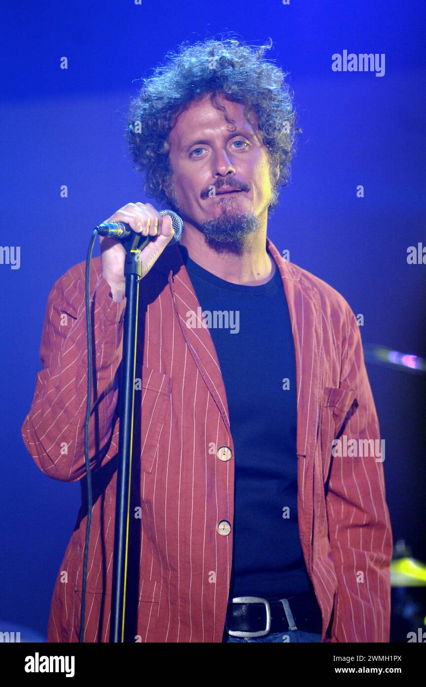 Milan Italy 2006-10-31 : Niccolò Fabi, Italian singer, during the ...