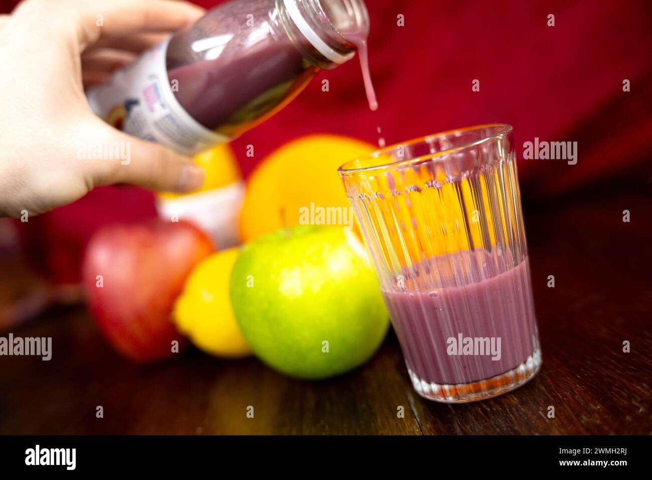 Nutrition myths hi-res stock photography and images - Alamy