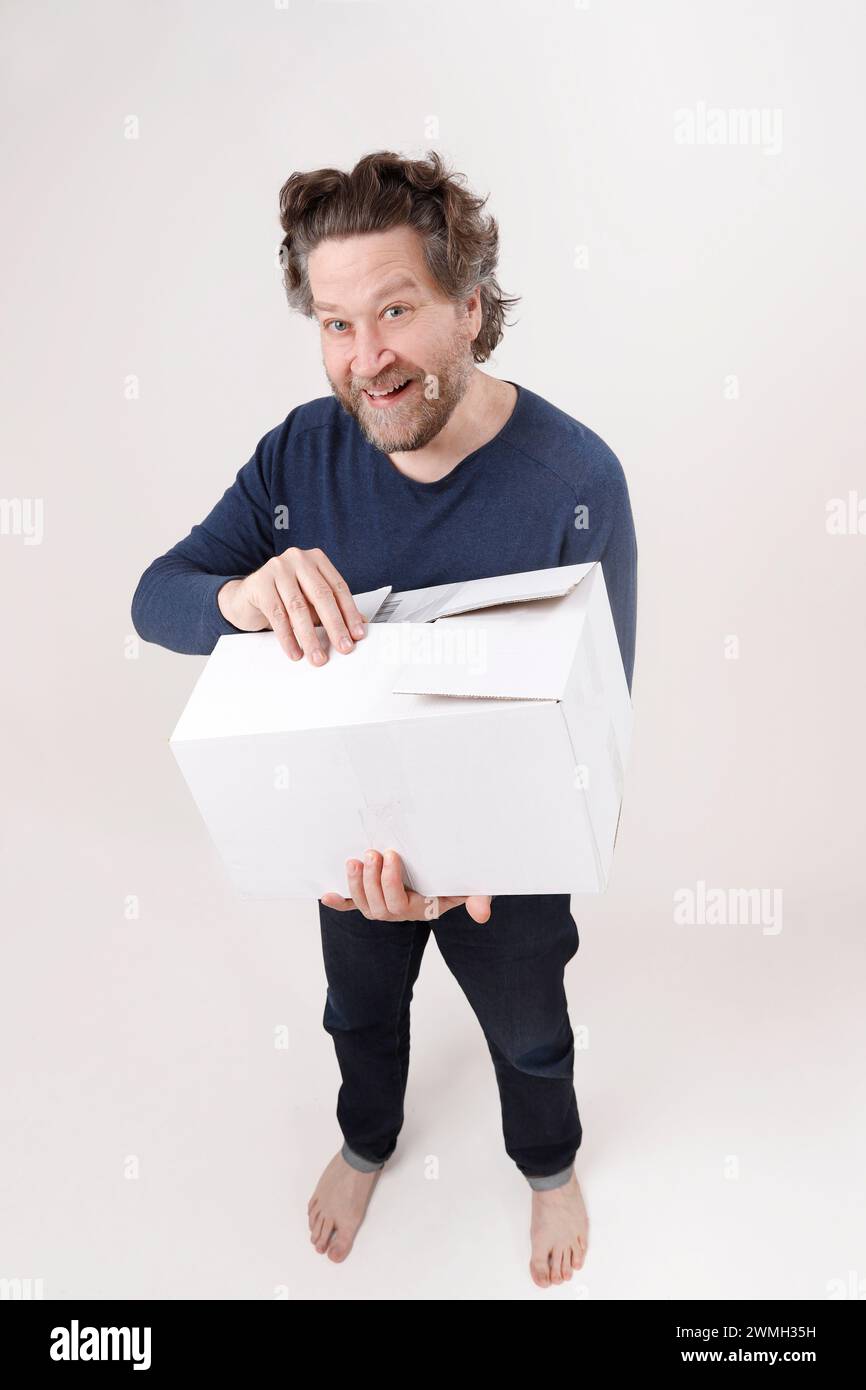 Male receiving order hi-res stock photography and images - Alamy