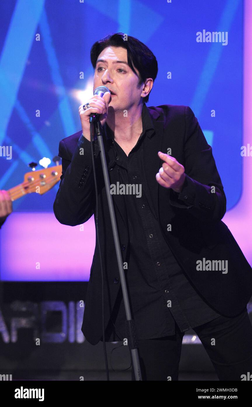 Garbo singer hi-res stock photography and images - Alamy