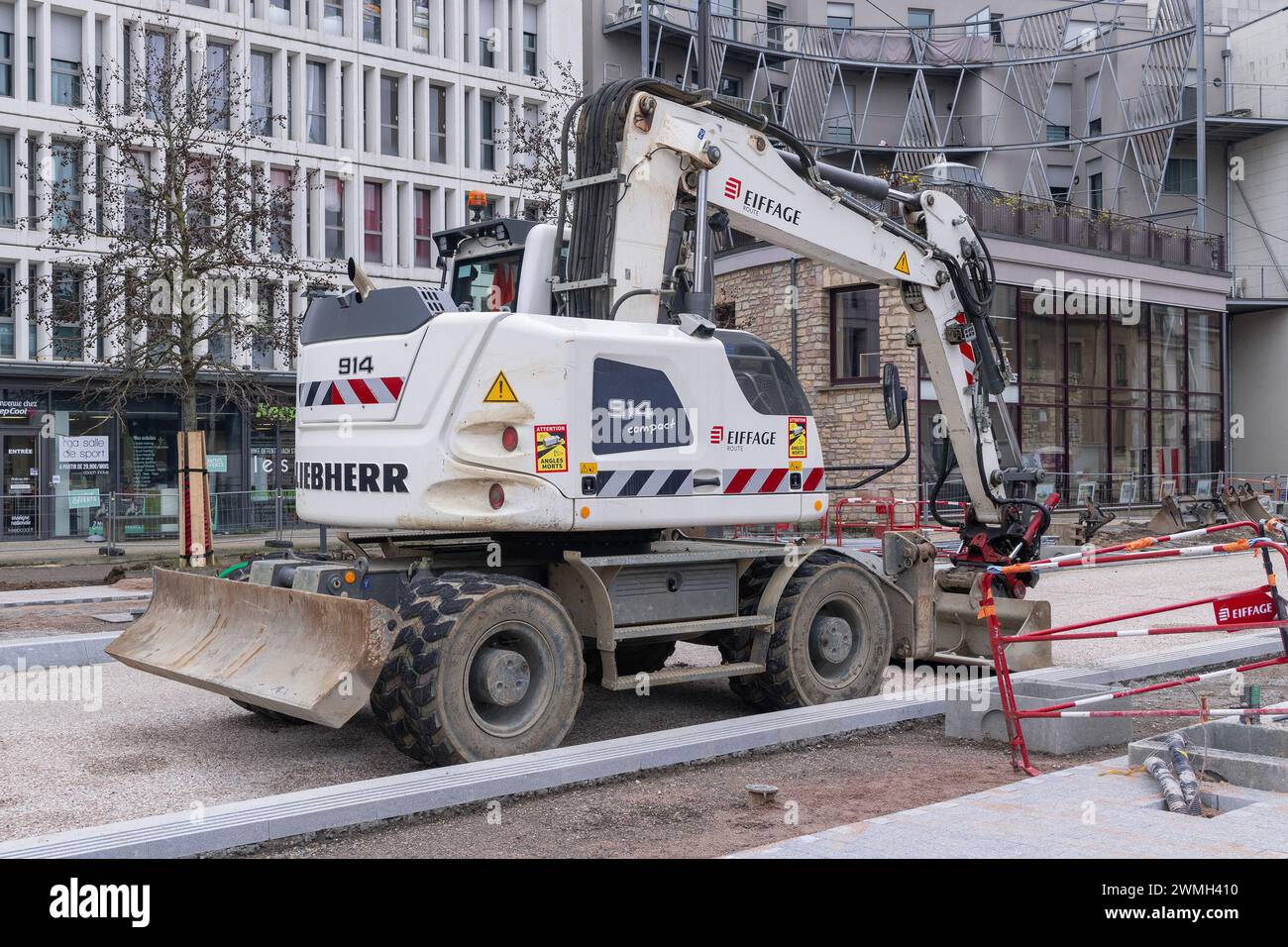 Liebherr a 914 compact hi-res stock photography and images - Alamy