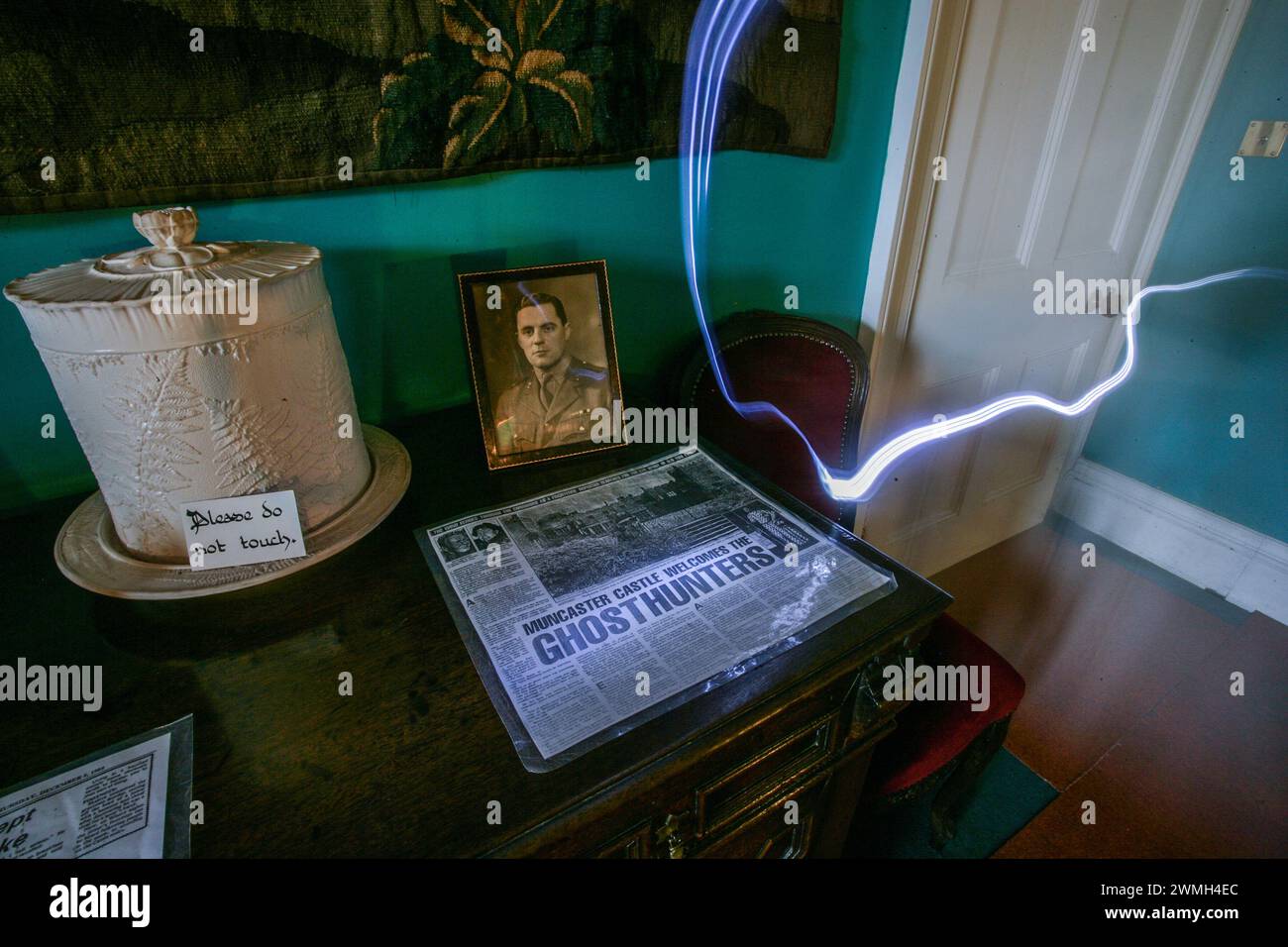 Tapestryroom hi-res stock photography and images - Alamy