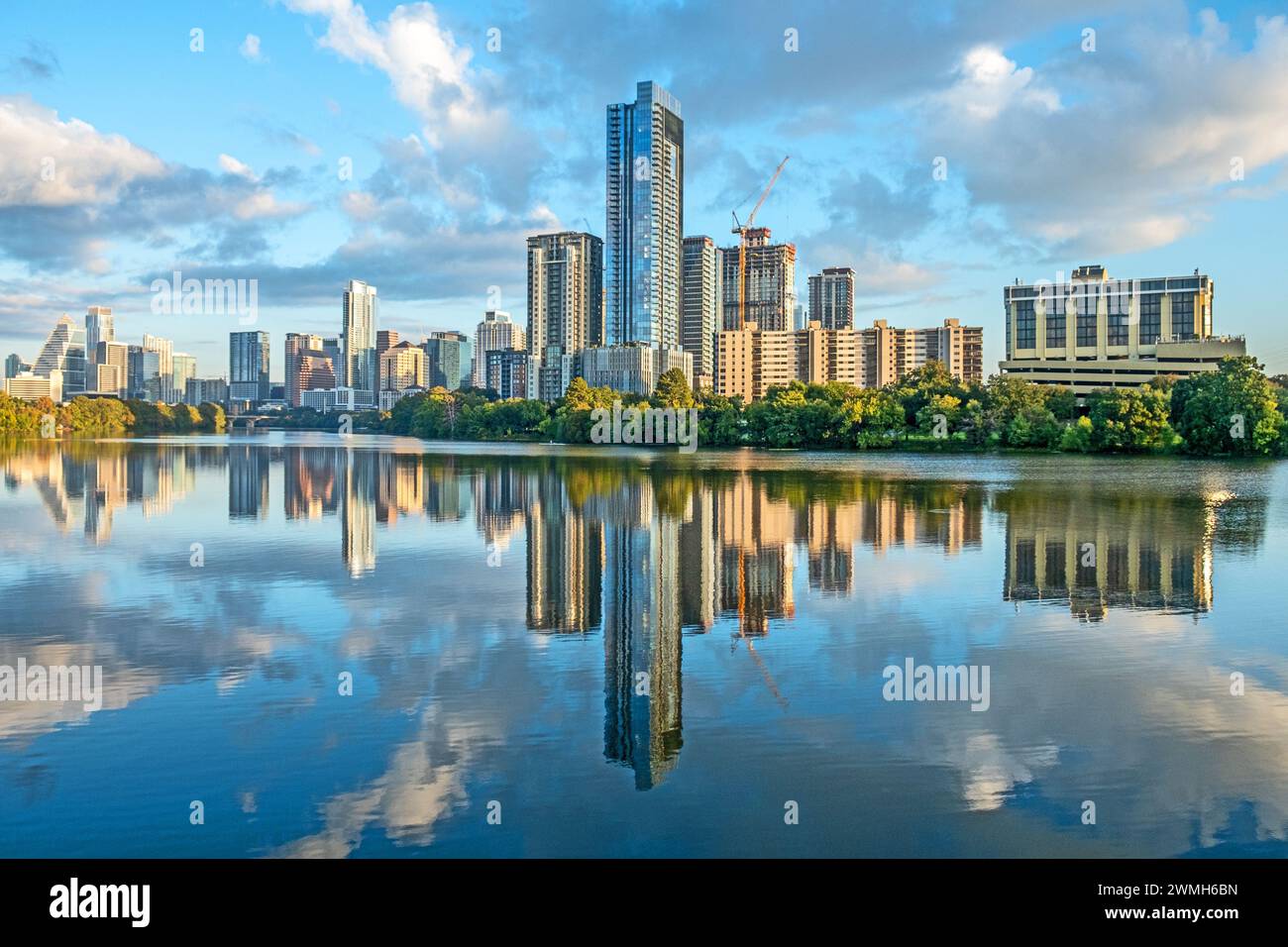 Skyline austin in early hi-res stock photography and images - Alamy