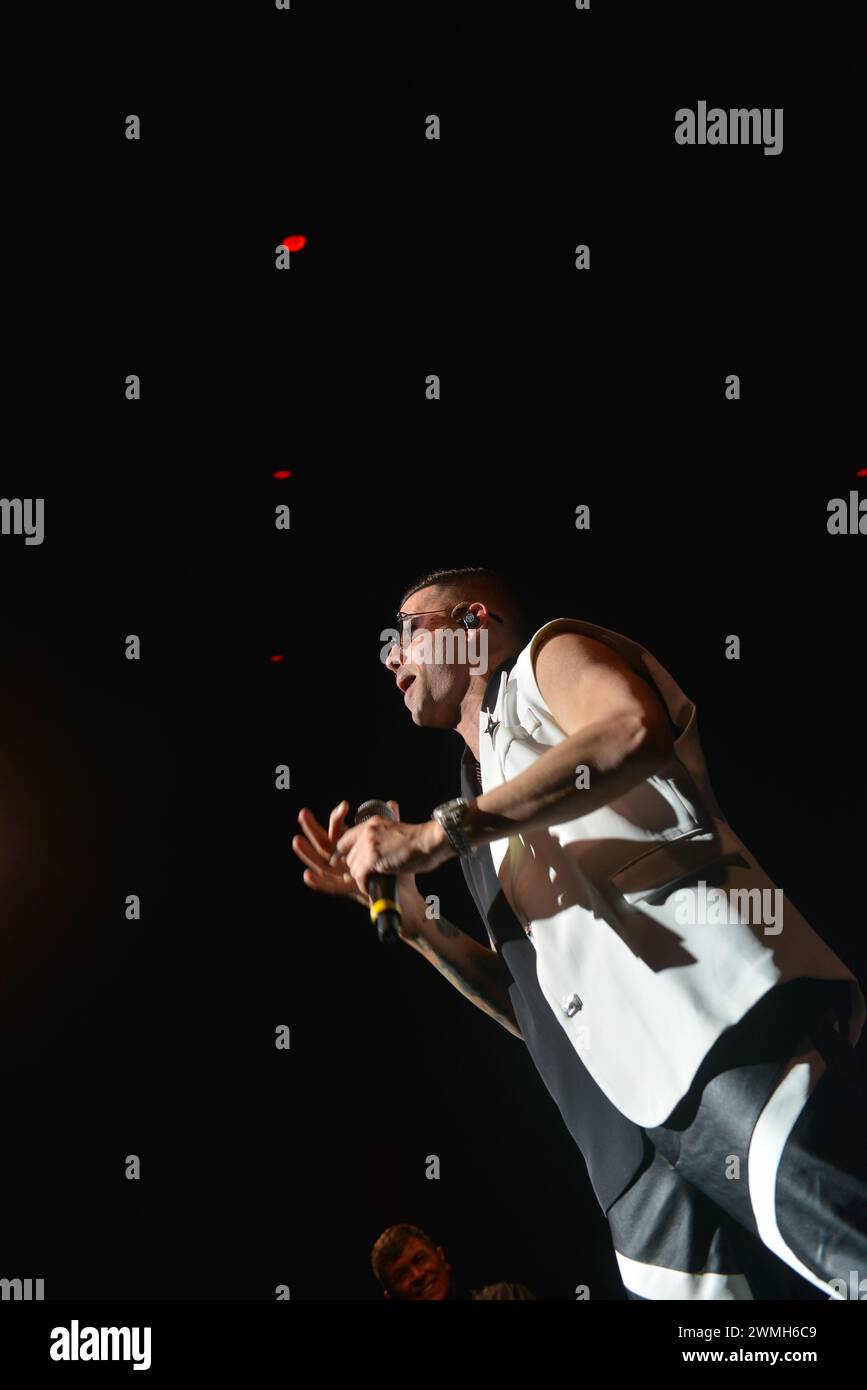 El puma singer hi-res stock photography and images - Alamy