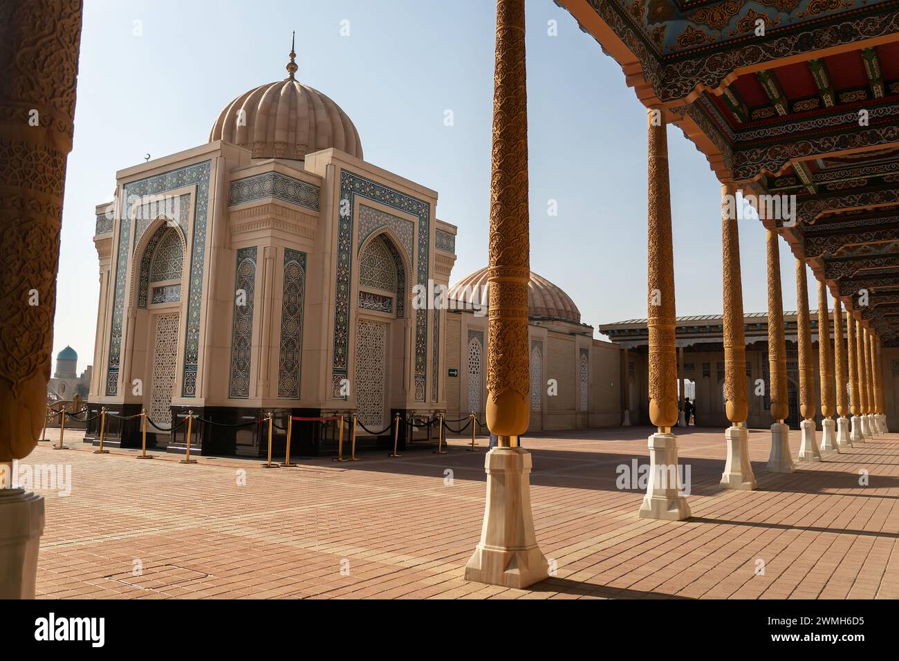 Tomb at the Hazrat Khizr or Hazret Hyzr Mosque and Mausoleum in the ...