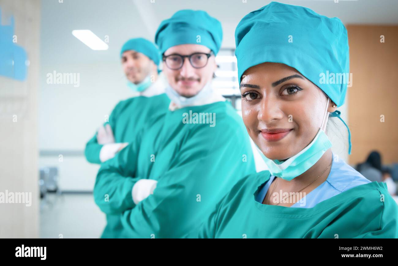Diverse hospital team hi-res stock photography and images - Alamy