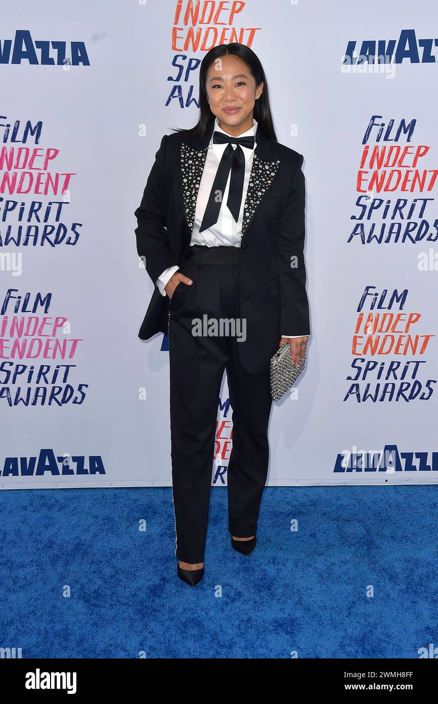 Stephanie Hsu bei der 39. Verleihung der Film Independent Spirit Awards ...