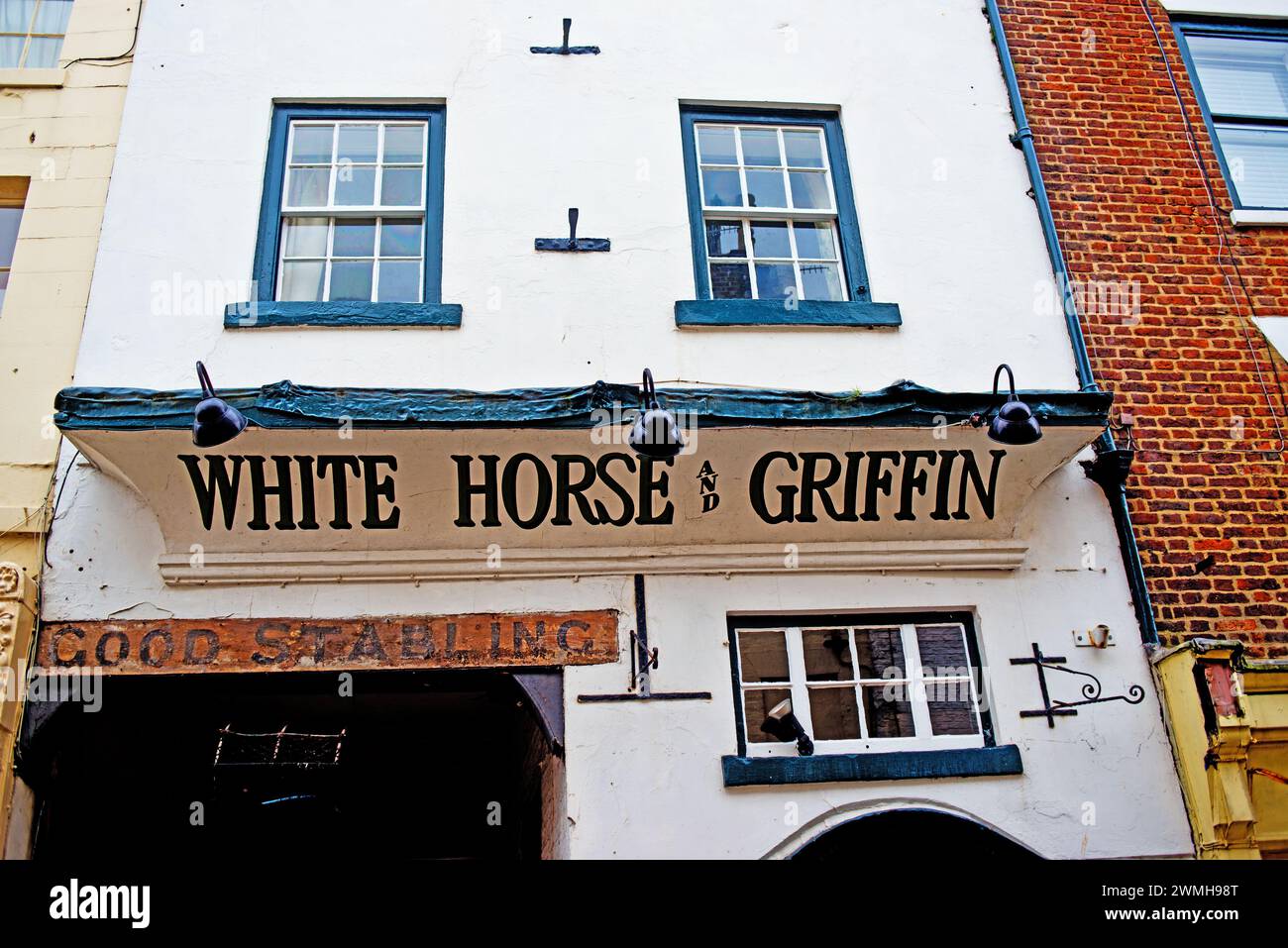 The White Horse and Griffin Pub, Whiby, North Yorkshire, England Stock ...