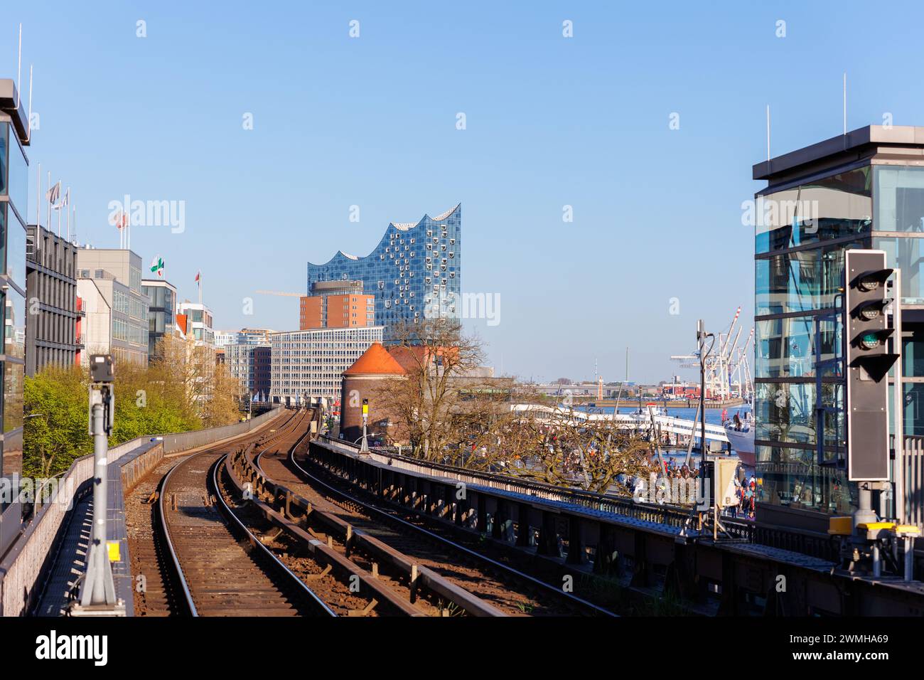 Hamburg Red Unmanned U-bahn Subway train rail Baumwall station on ...