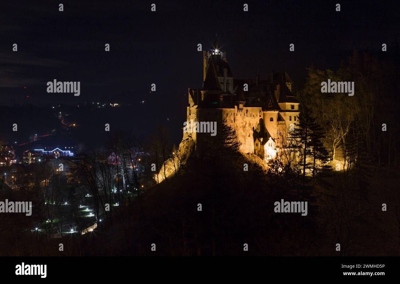 Dracula's medieval castle at night, Bran ,Transylvania. Romania. Europe ...
