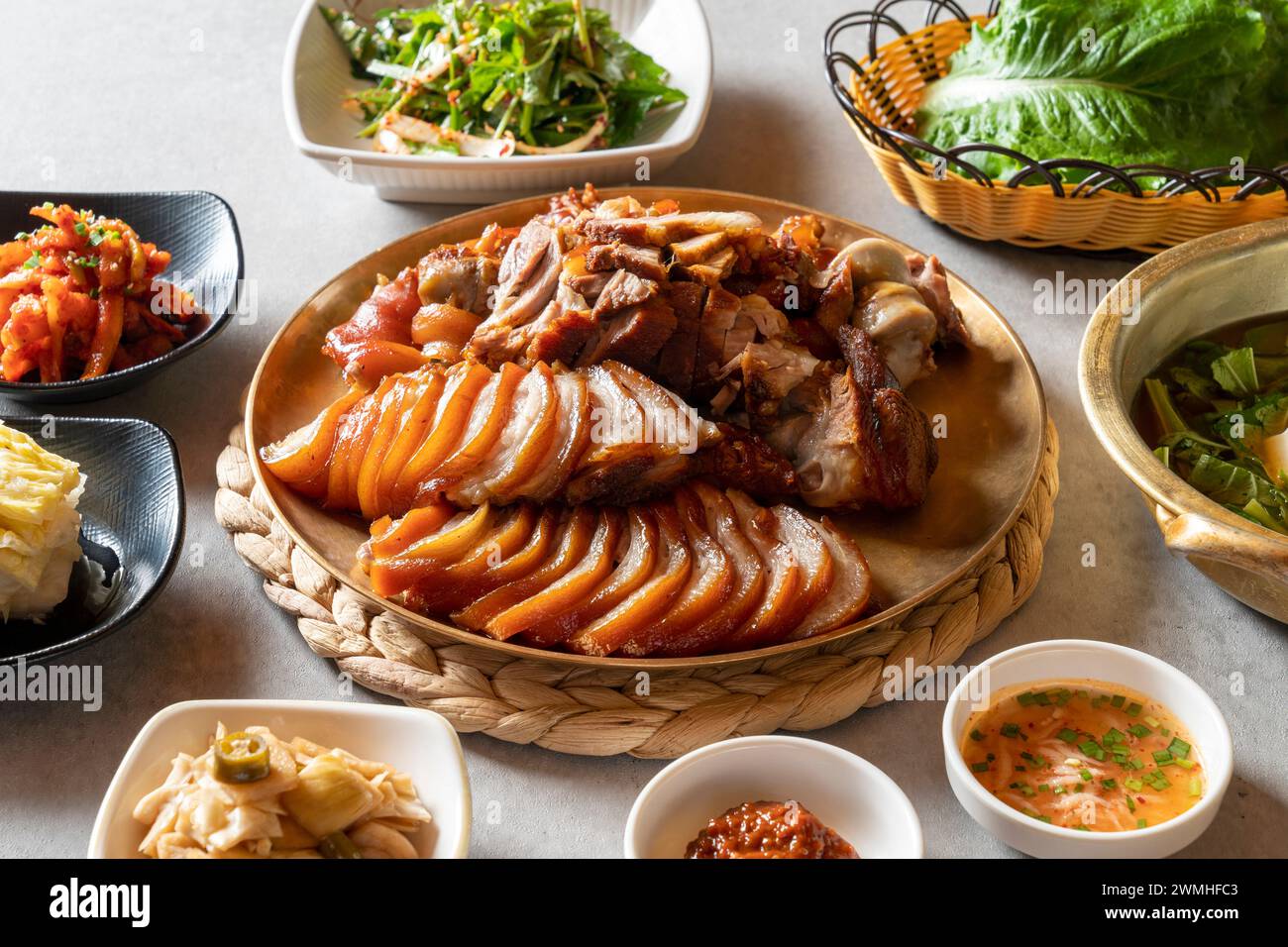 Jokbal, pork feet, steamed, salted oysters, spicy, noodles, garlic ...