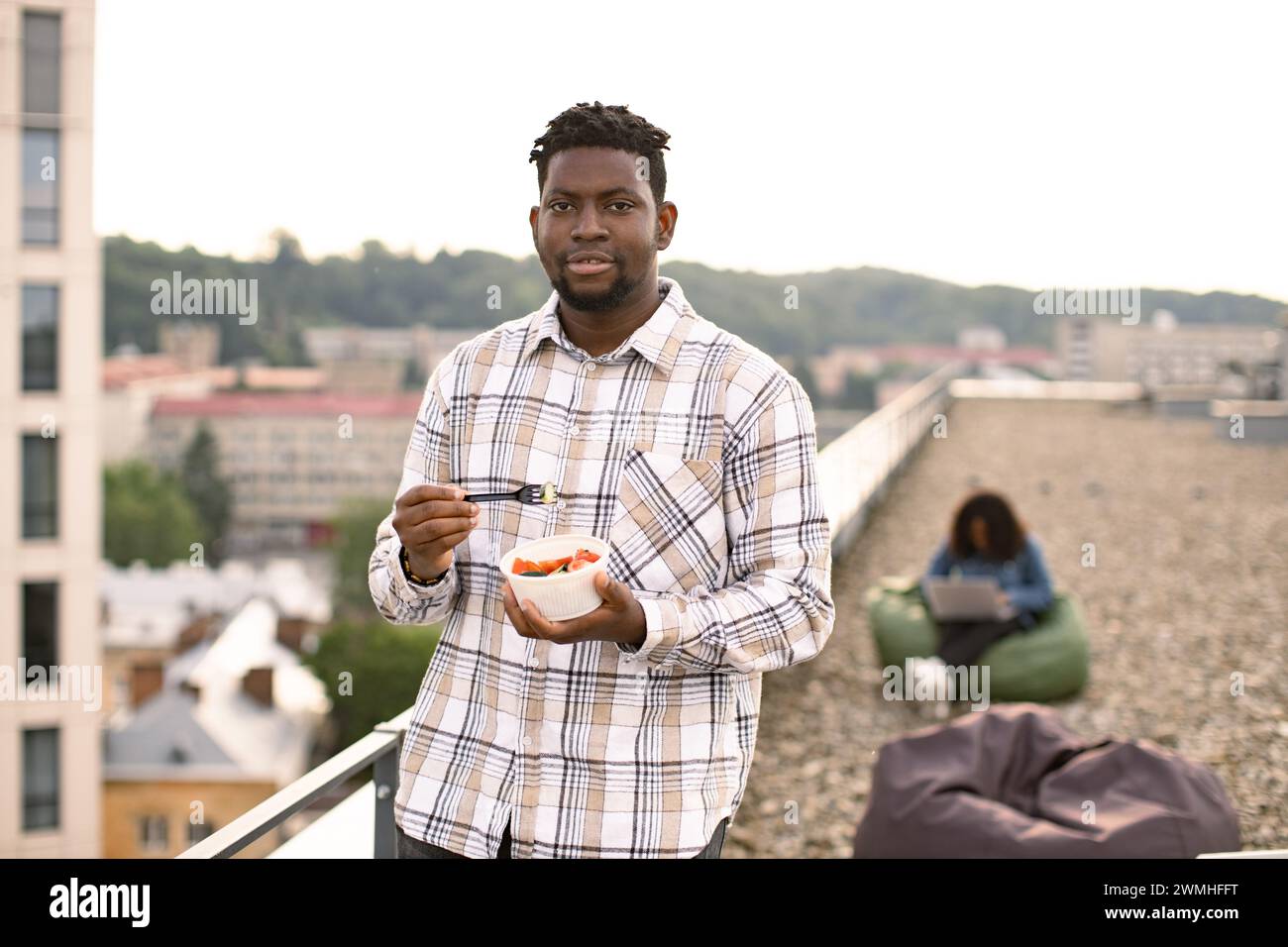 African man, eating healthy lunch outdoor Stock Photo - Alamy