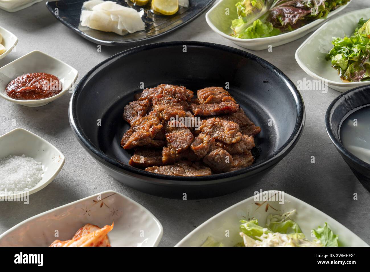 Korean beef sashimi hi-res stock photography and images - Alamy