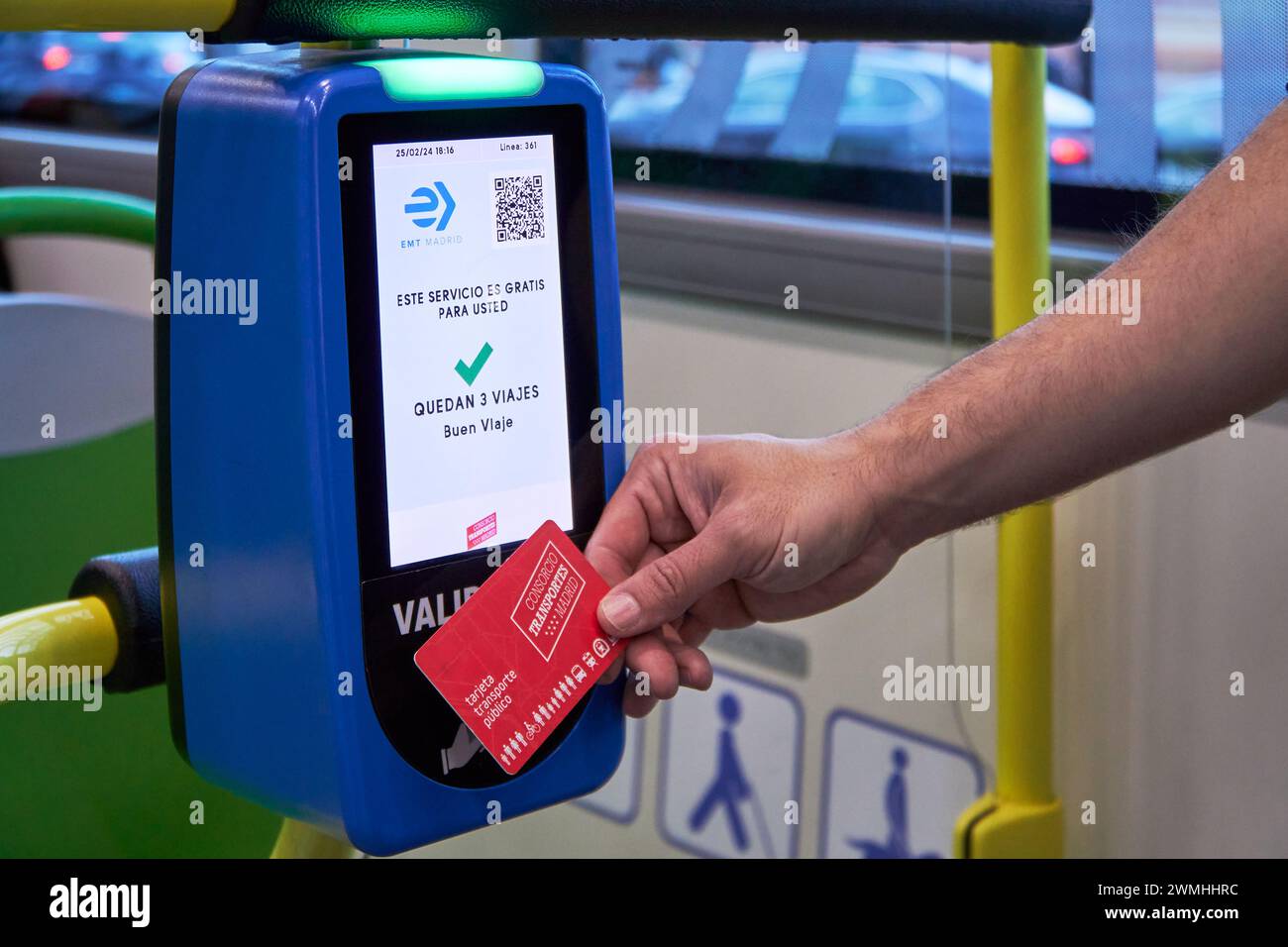 Public transit ticket device madrid hi-res stock photography and images ...