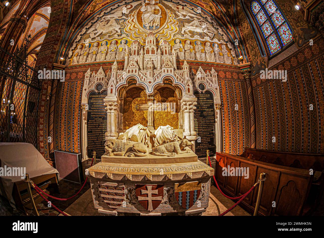 Interior of matthias church hi-res stock photography and images - Alamy