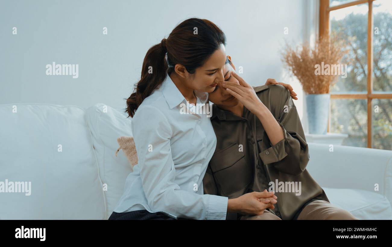 Empathy bonding asian hi-res stock photography and images - Alamy