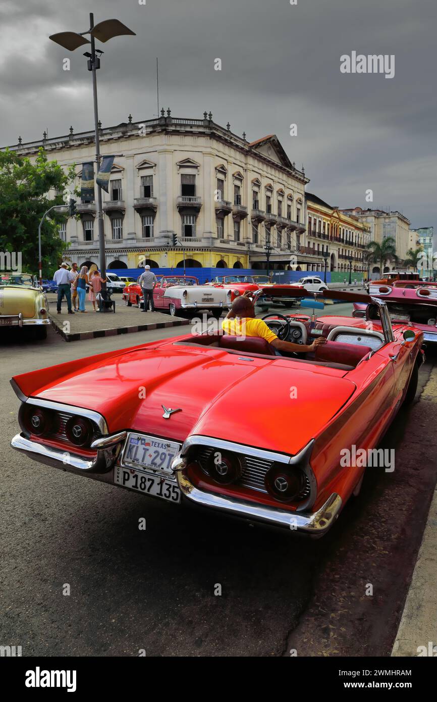 030 Old red almendron car -yank tank, Ford classic- from 1959 on the ...
