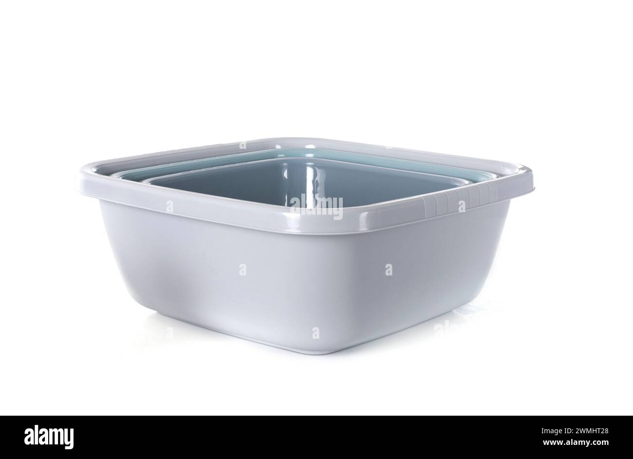 Plastic basin hi-res stock photography and images - Alamy