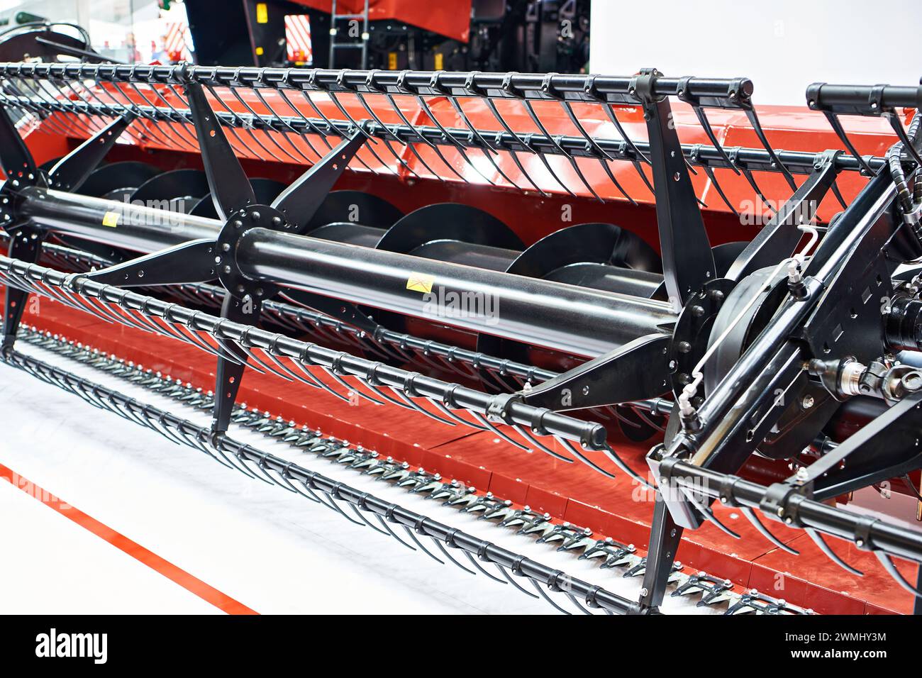 Low cut universal header for agricultural harvester at the exhibition ...